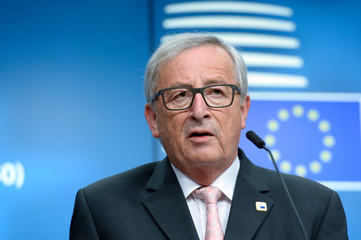 Juncker reageert frustraties af op Britten in vileine speech - EW