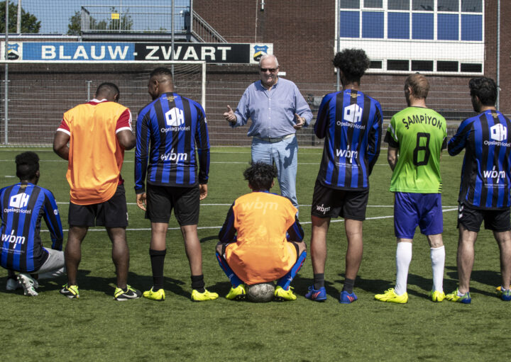 Hoe Wassenaar onverwacht uitgroeide tot voorbeeld voor asielopvang - EW